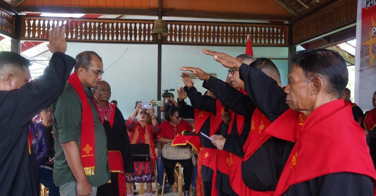 Raja Rutong Jelaskan Arti Gelar Adat ” Matua Matakau Amano… – Indonesia ...